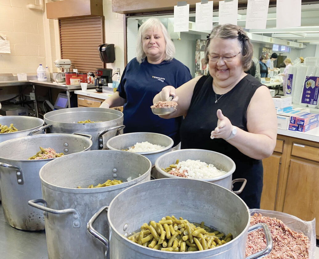 Volunteers help Parkersburg Salvation Army ready Thanksgiving dinners | News, Sports, Jobs ...